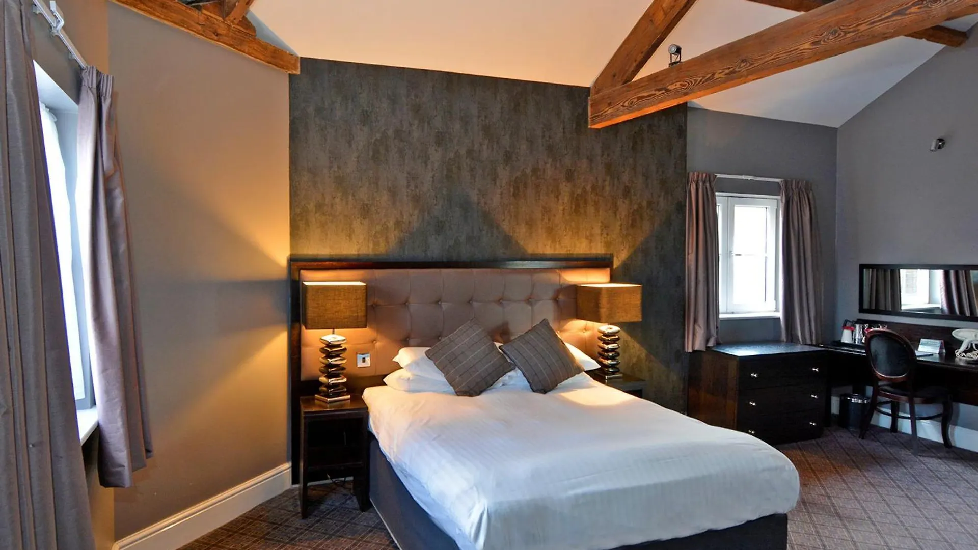 The Angel Hotel Wetherspoon Whitby: 4 star Hotel with a Minimum Price ...